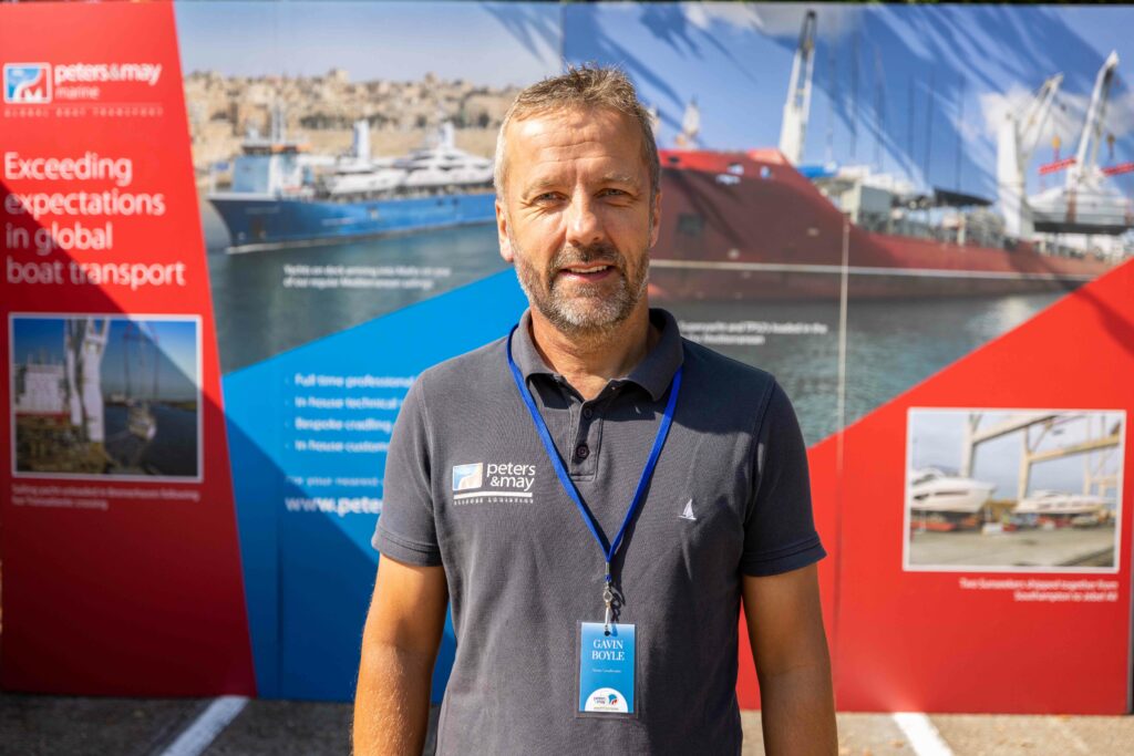 Meet the Teams| Loadmasters | Peters & May | Global Logistics