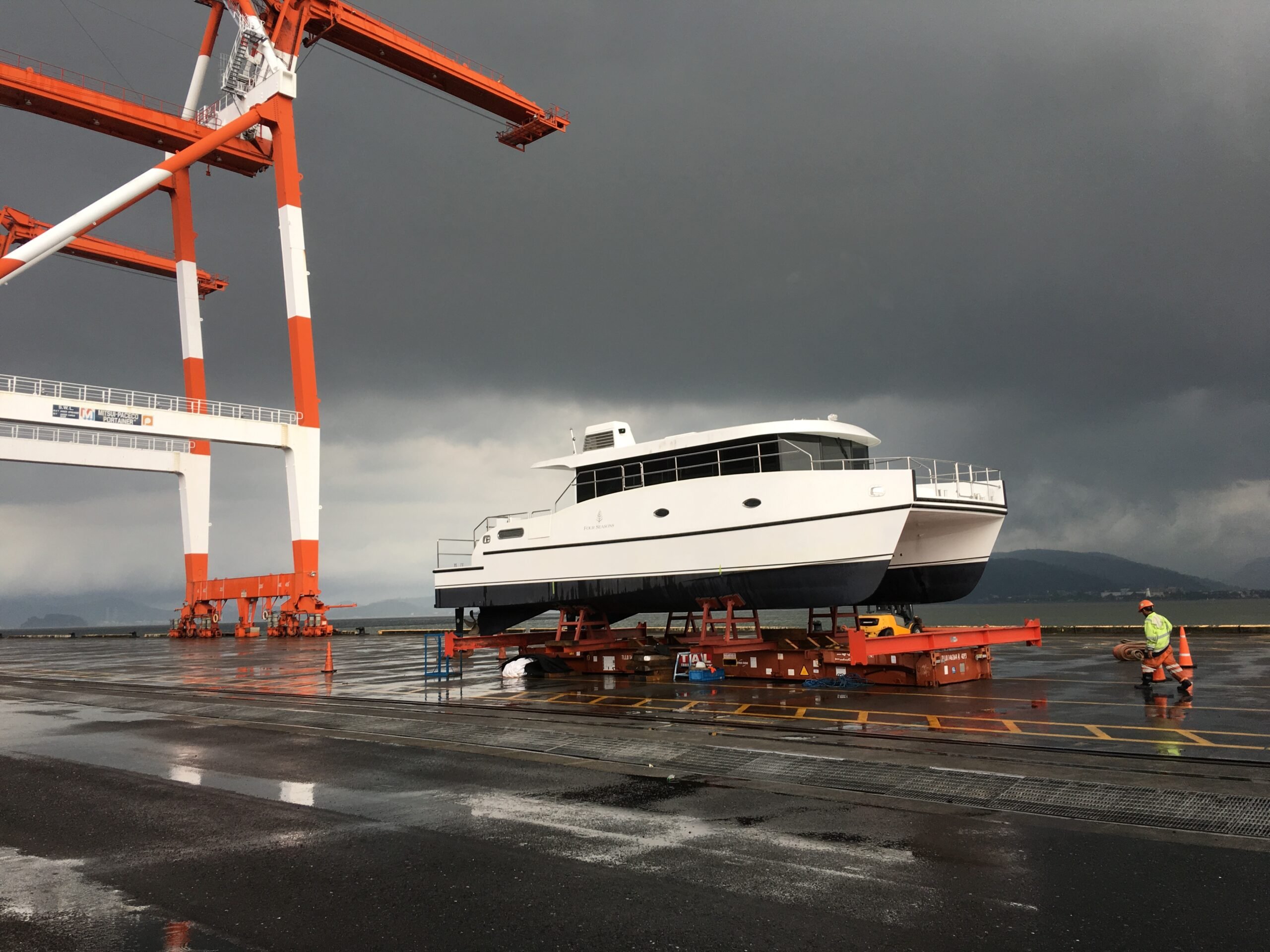 Boat & Yacht Transportation Services | Global Shipping Solutions